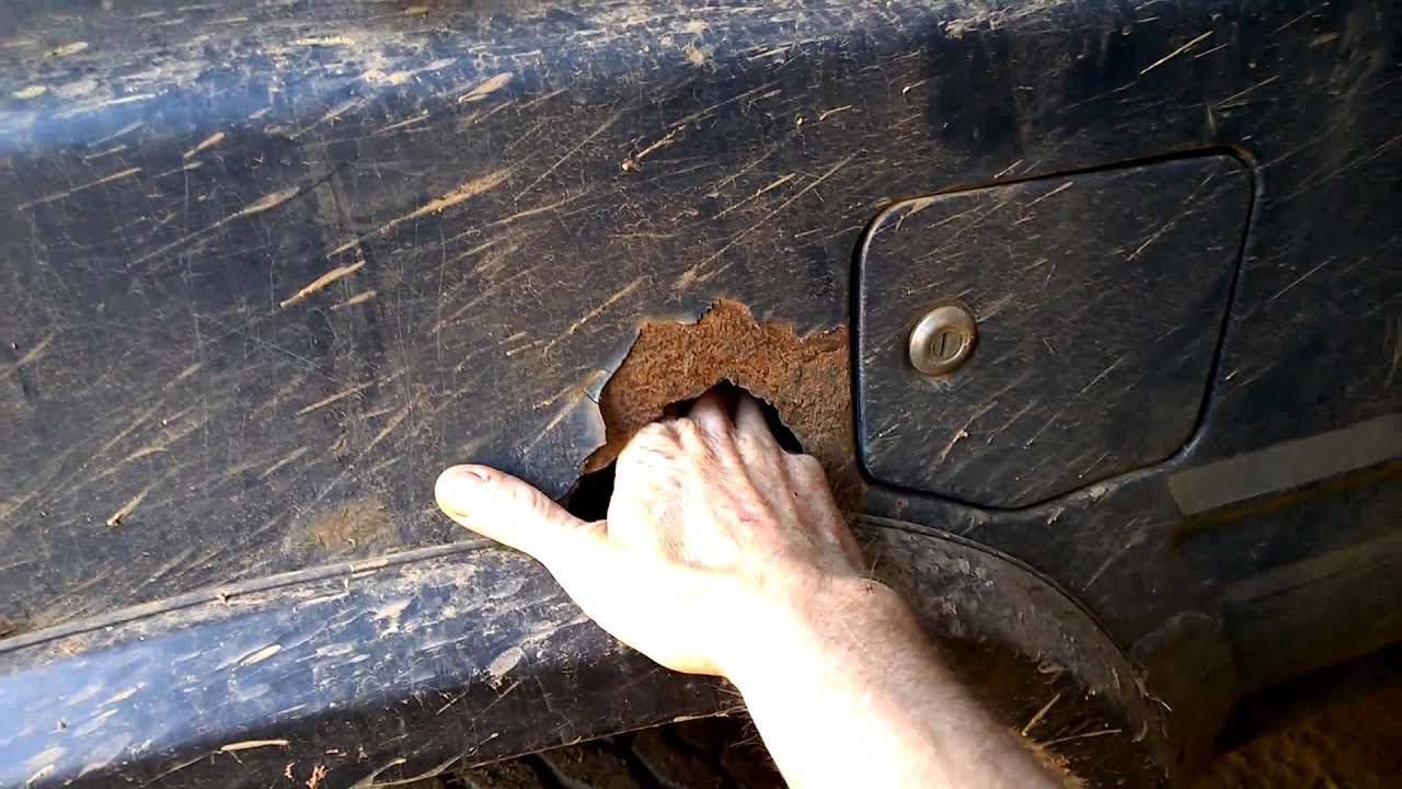 Hilux MK3 Rear Bed - YouTube