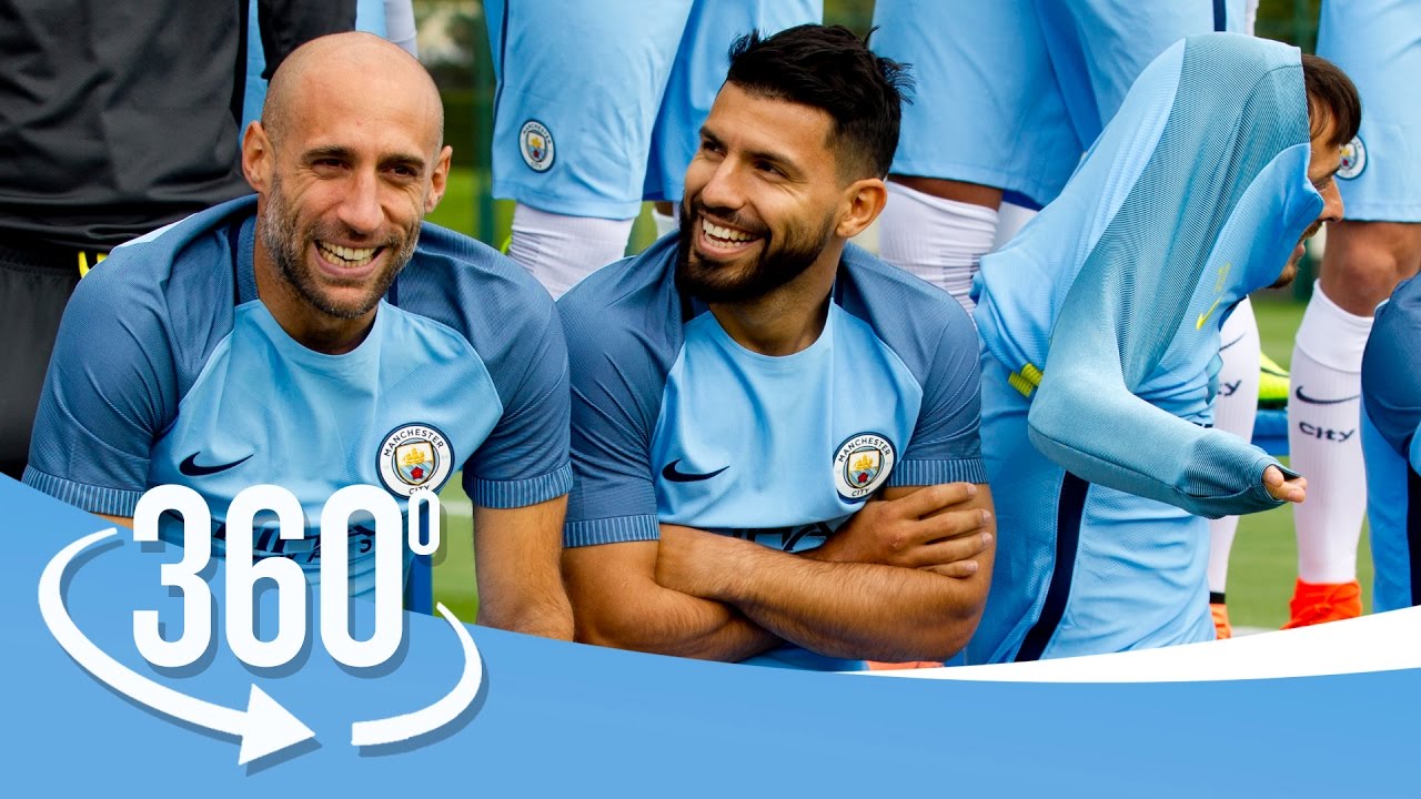 SIT WITH AGUERO AND GUARDIOLA | 360º Photo Shoot - YouTube