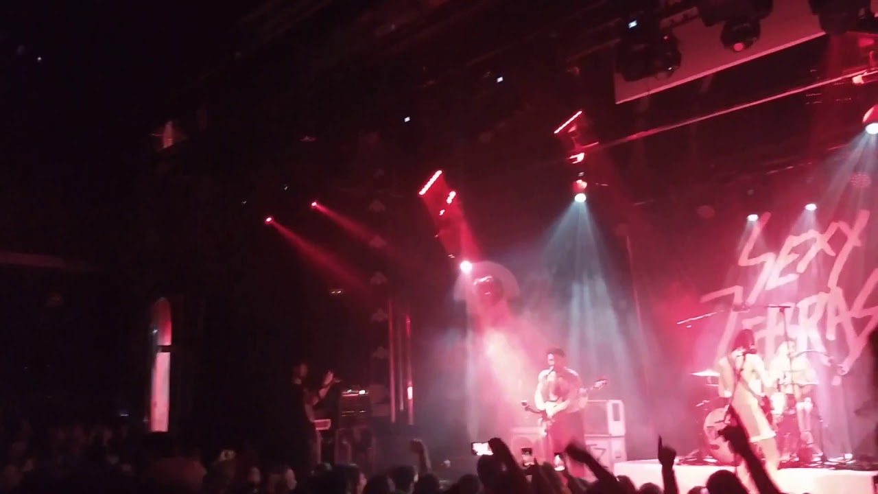 Sexy Zebras ~ Quiero Follar Contigo Teatro Barceló Youtube