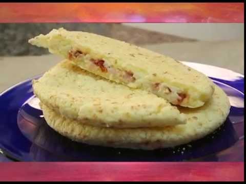 La Cocina de Sarita - Mbeju relleno, Jugo verde & Salsa Sueca - YouTube