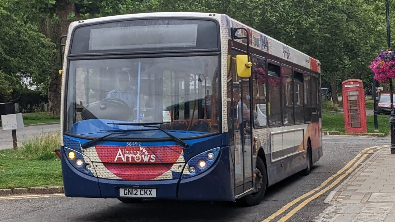 Stagecoach South East GN12 CKX 36492 Enviro 200 - YouTube
