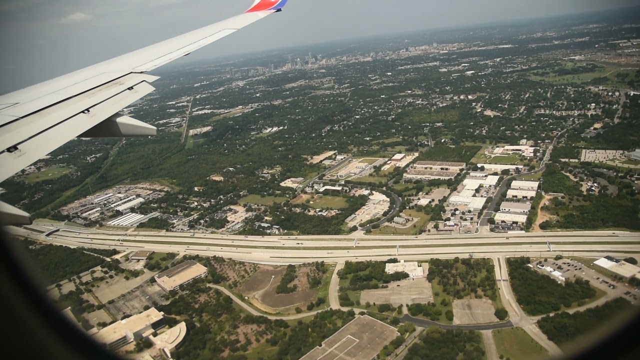 Southwest Flight 1279 Approach and Landing in Austin Texas USA - YouTube