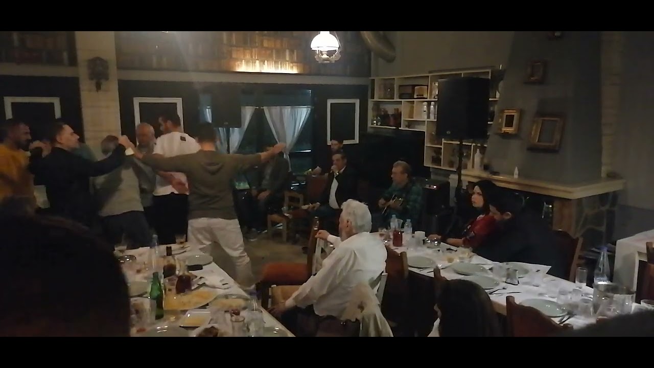 Ο Γιώργος Μπεκιος στα Σκαθάρια @ Π. Αρφάνης - Μ. Δάρρας viii - YouTube