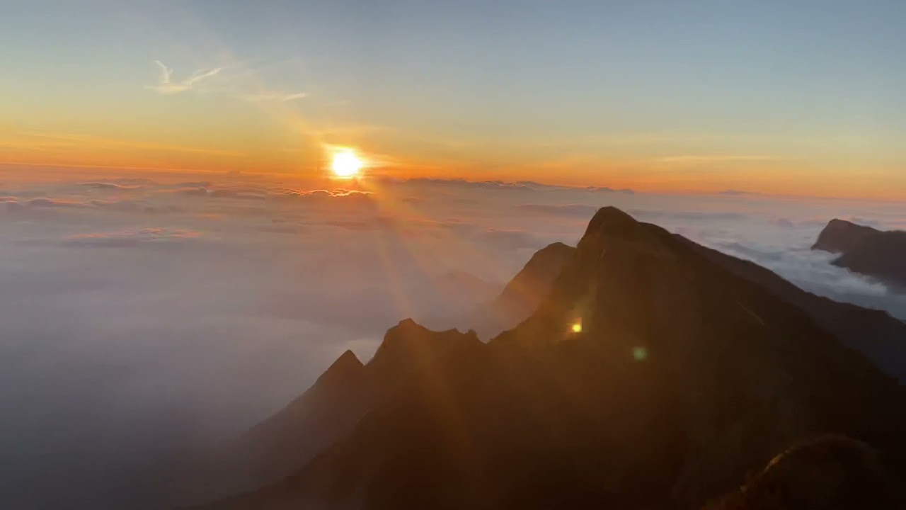 Sunrise View point Kolukkumalai - YouTube