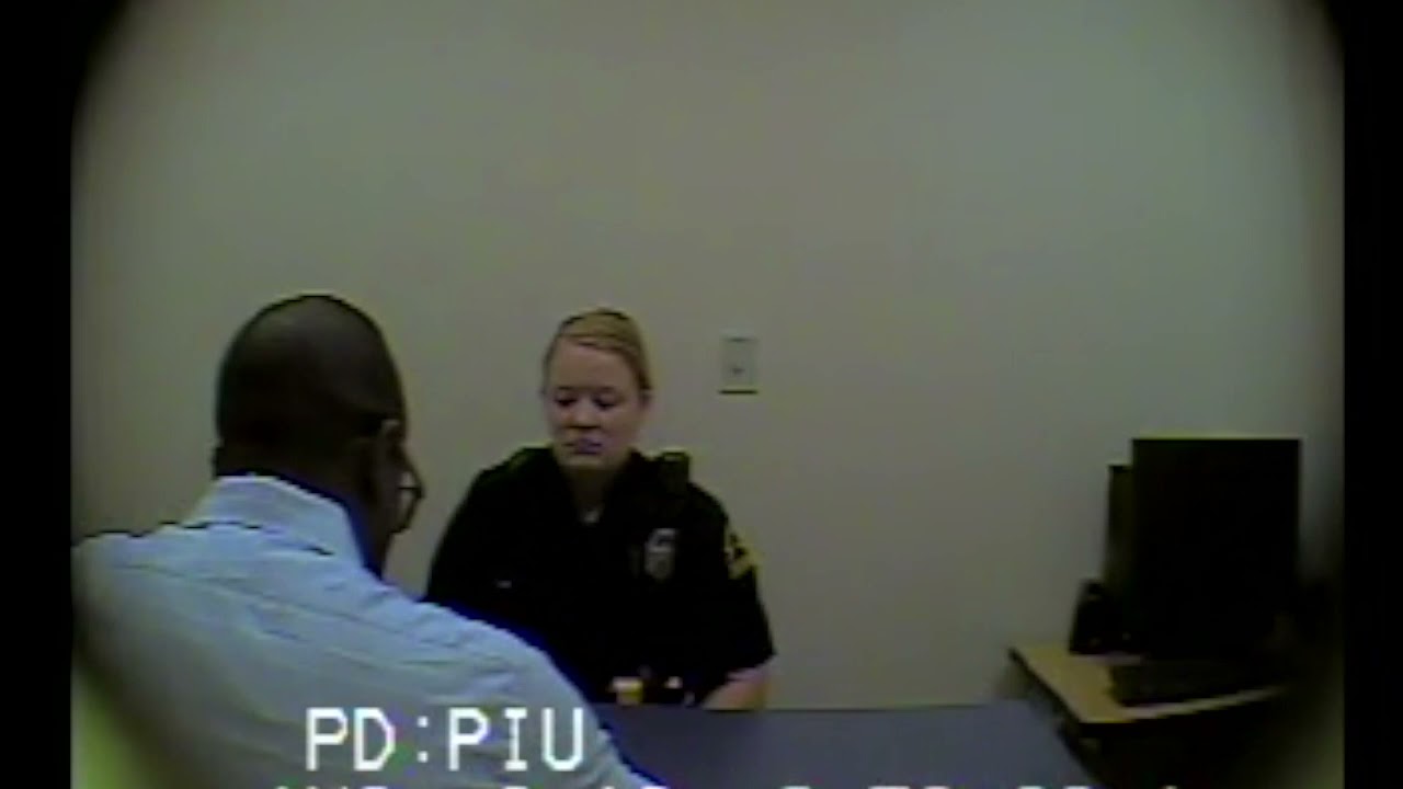 Dallas Police Officer Jessica Cuddy Interviewed About Paramedic Who ...