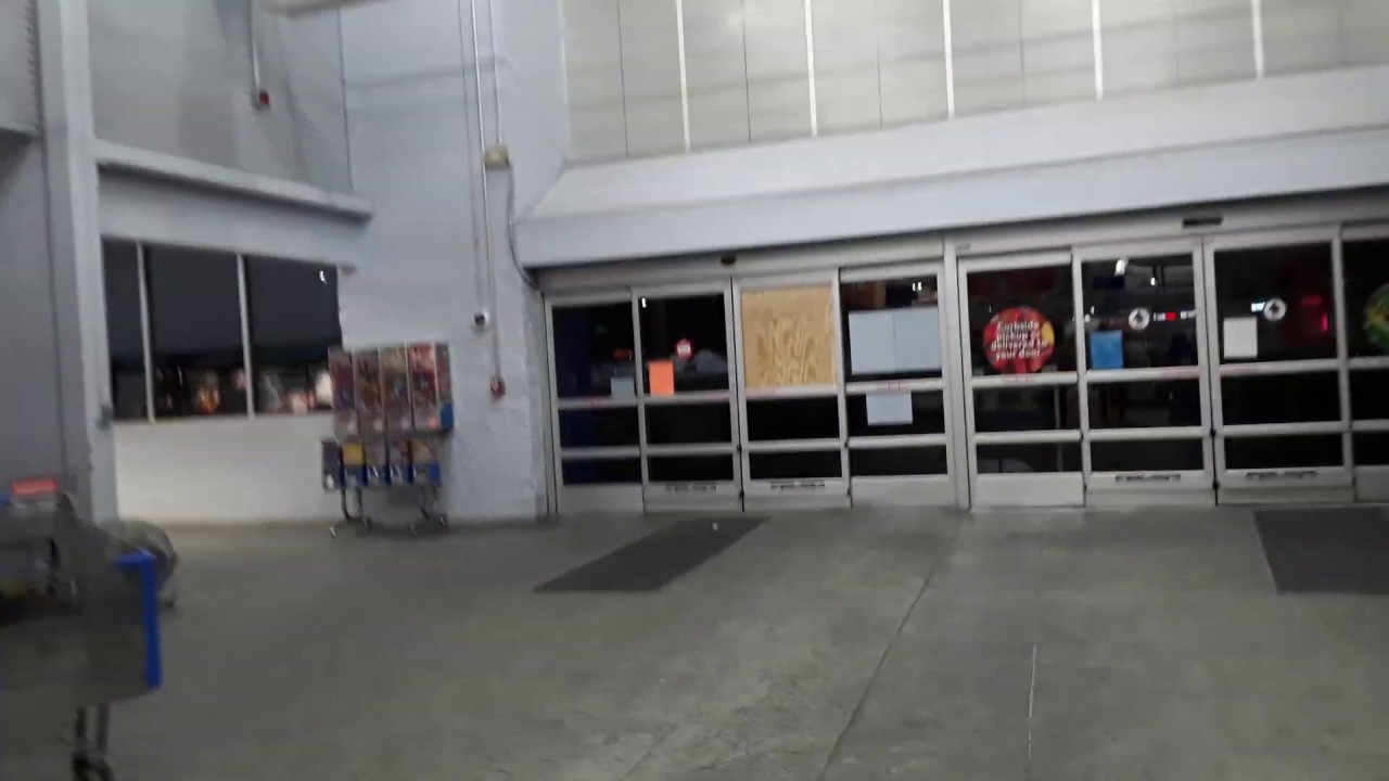 Walmart's broken front door - YouTube