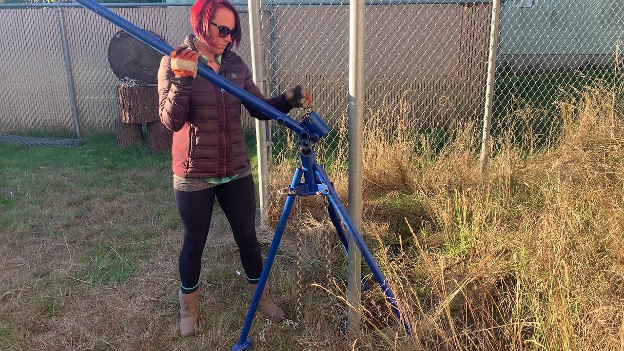 Fastest and Easiest Way to Remove a Metal Post! - YouTube