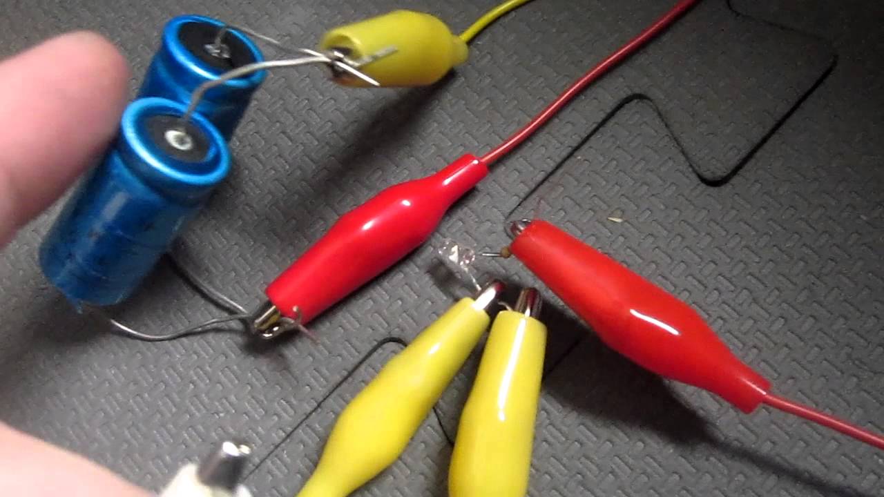 LED, 9v batter and Capacitors in parallel. - YouTube