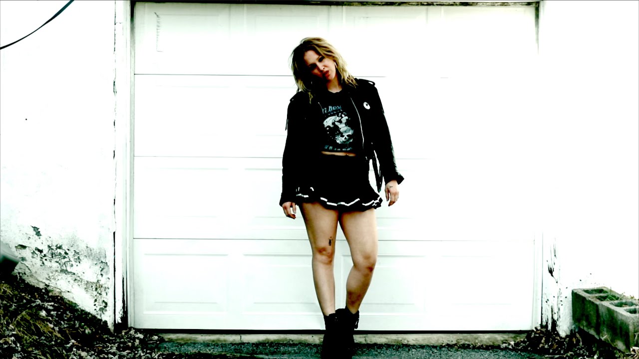 Boxes - Vera Bloom - YouTube