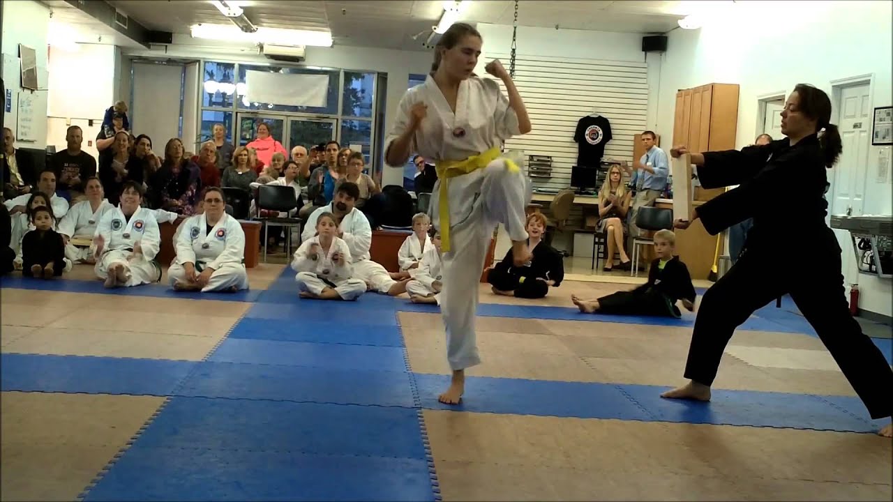otelia lead leg side kick - YouTube