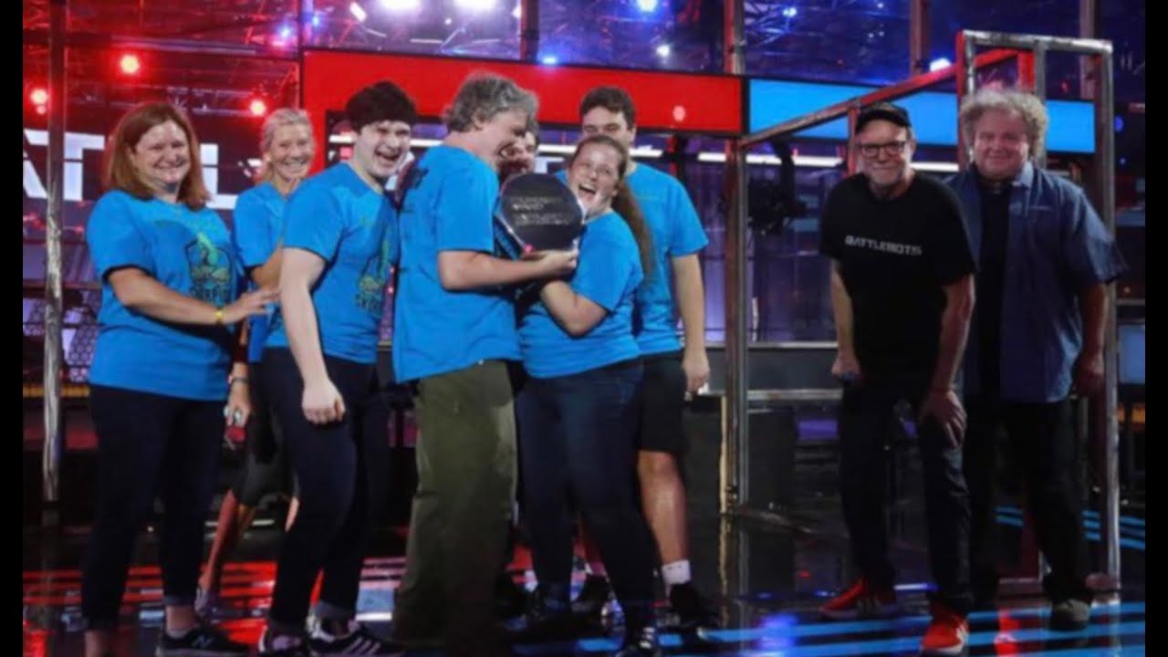 Skorpios 2020: Winners of the Battlebots Founders Award - YouTube