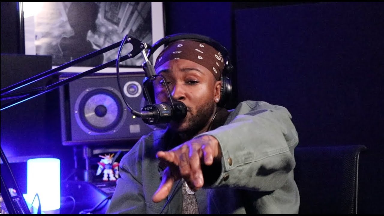 UnMute The Mic: Live Sessions feat. Omar Vacel (@OmarVacel ) - YouTube