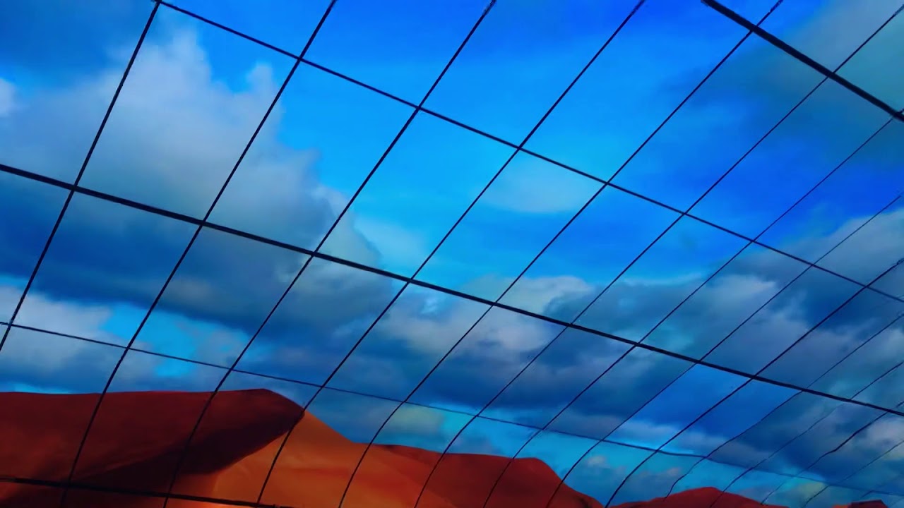 LG OLED waterfall at CES 219 - YouTube