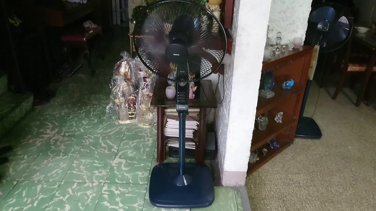 16" National Stand Fan With Lamp - YouTube