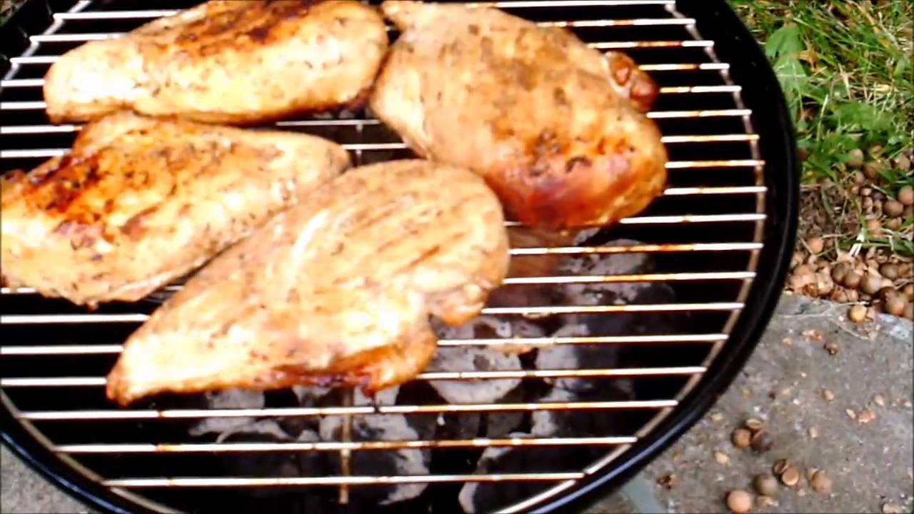 How to use SMOKEY JOE COOKOUT Of Chicken Breasts - YouTube