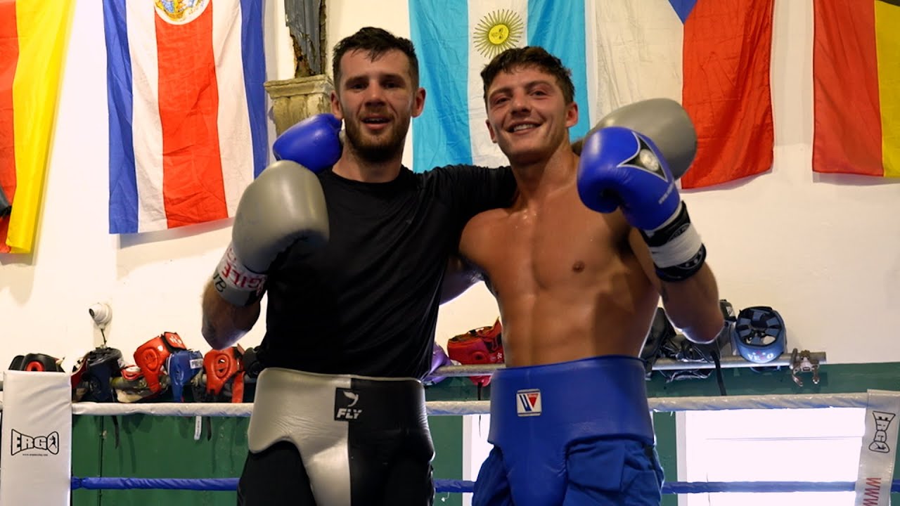 JAKE BARTON takes on Dexter Makaza with two weeks notice. - YouTube