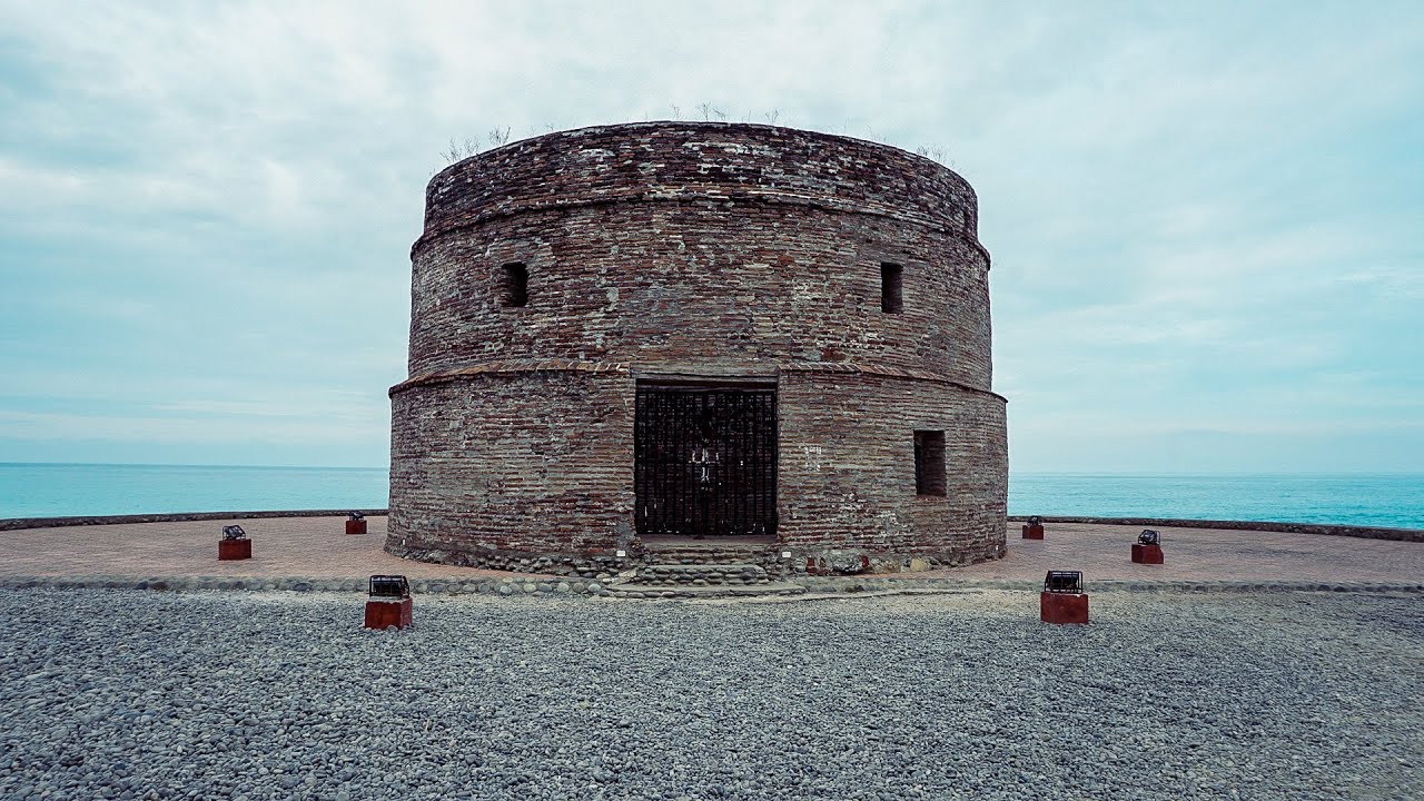 Baluarte Watch Tower, Luna, La Union - YouTube