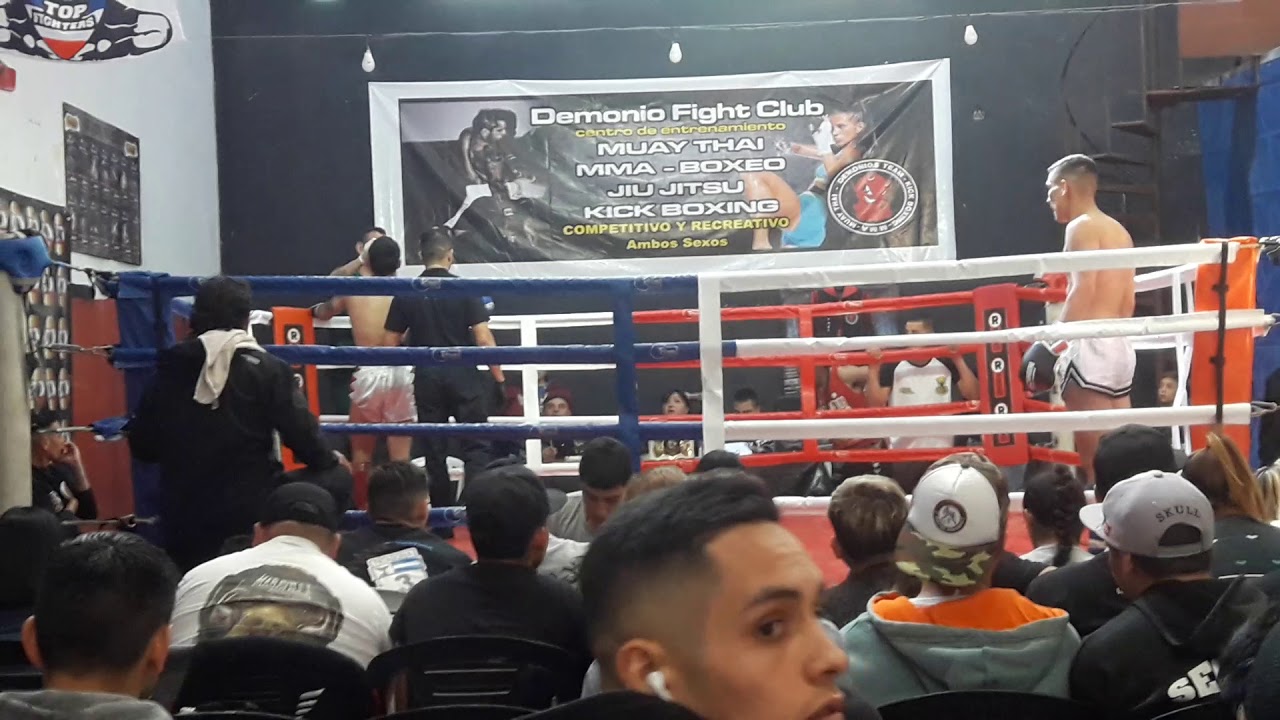 Segundo Round/Ángel romano vs Carlos padula - Semipro kickboxing - YouTube