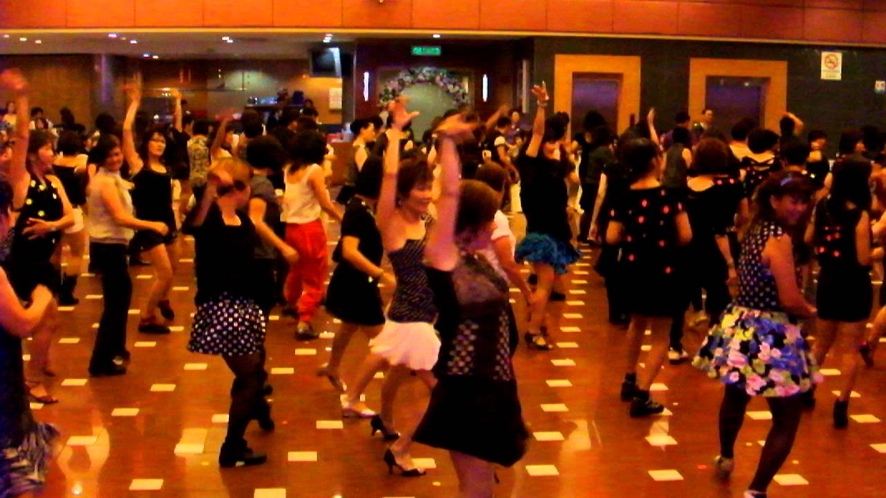 PAPI - LINE DANCE - YouTube