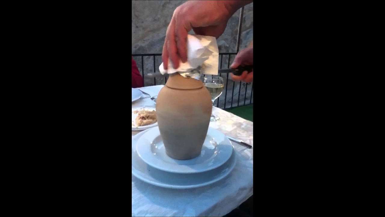 Testi kebap (Turkish pottery kebab) - YouTube