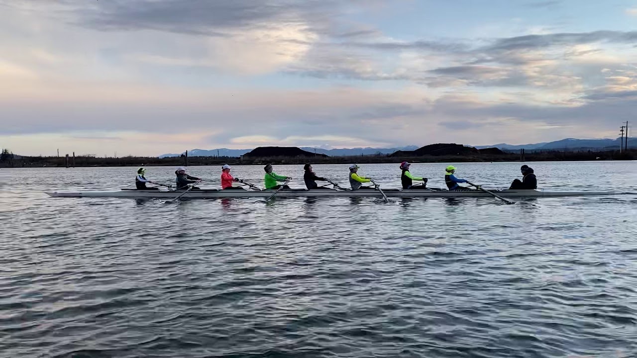 Everett Rowing Masters women’s 8+ - YouTube