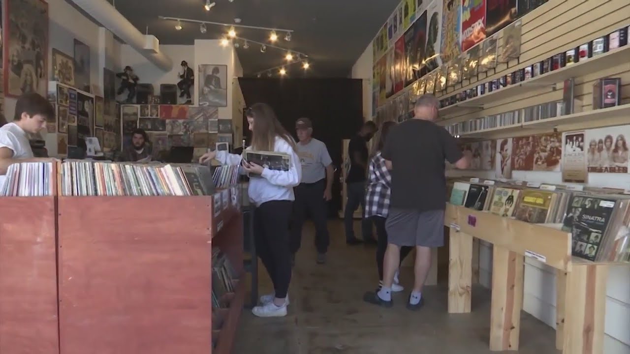 New record shop opens up in Greenville - YouTube