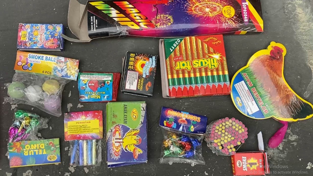 Menemukan dan Mainan Kembang Api Ayam Unik, Petasan Asap, Mercon Tikus ...
