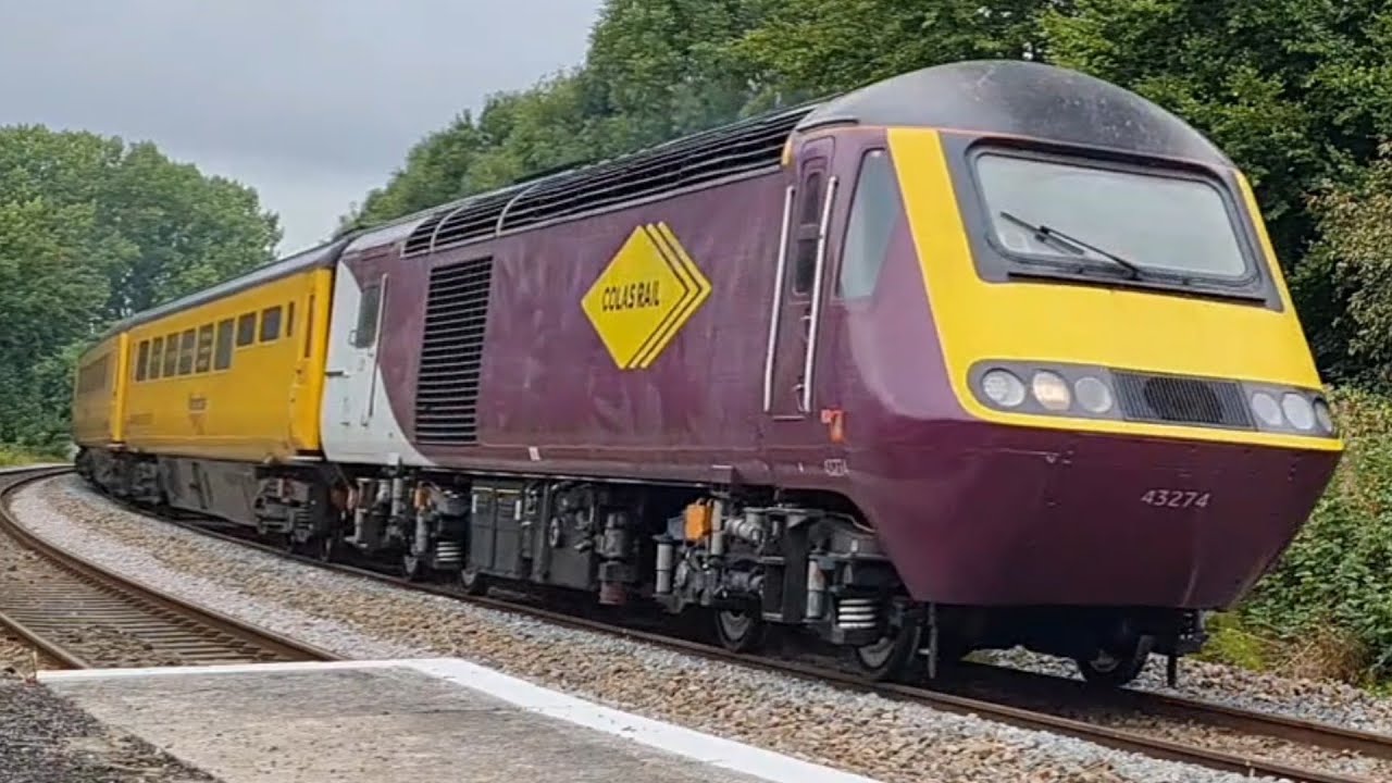 Colas Rail 43274 & Network Rail 43299 Pass Through Warminster 25/8/22 ...