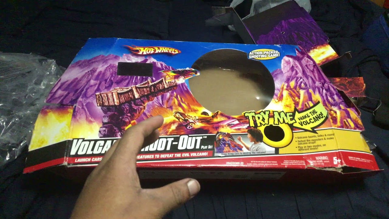 Pre-Toy Review of 2008 Hot Wheels Volcano Shoot-Out Playset - YouTube