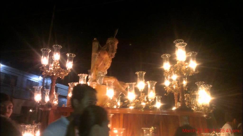 Holy Week March 27, 2013...! Prusisyon at mga Karo's...@Sta.Rita ...