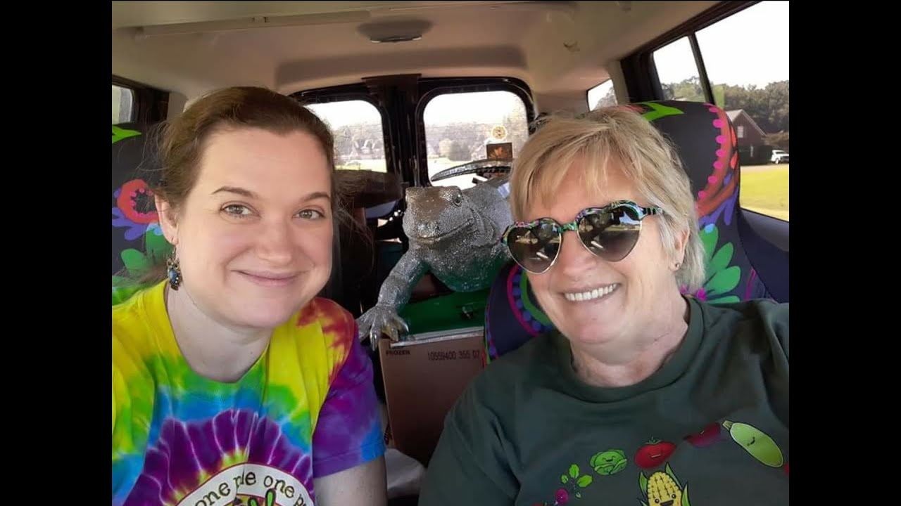 A Day In The Life #113: Junkin With Sam & Meetin Hollywood, My Lizard ...