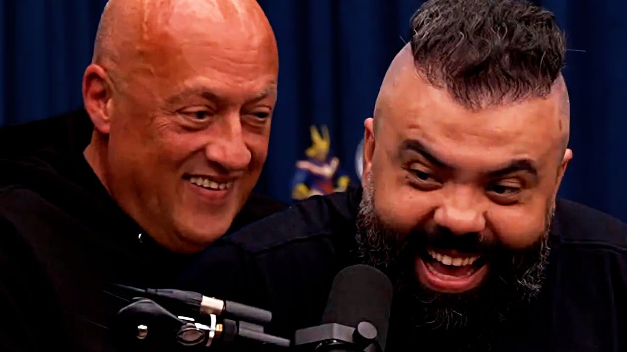 o careca é zoado pq fala do jeito certo KKKKKKKK - YouTube