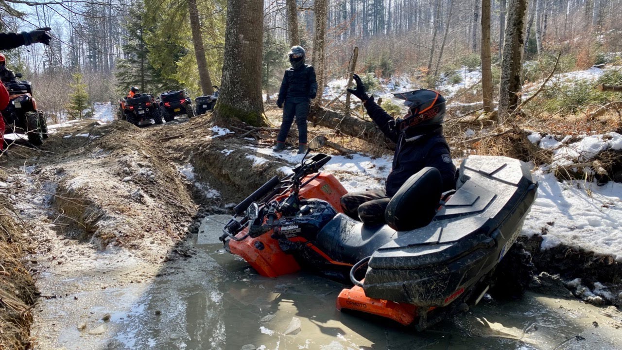 Snowy Ditches ️ And Half Sunk ATV 🇷🇴 CFMoto - YouTube