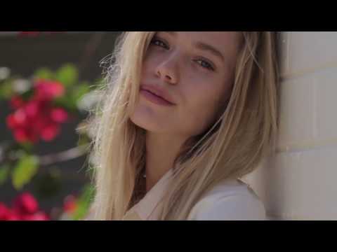 Ksenia | Chic Management