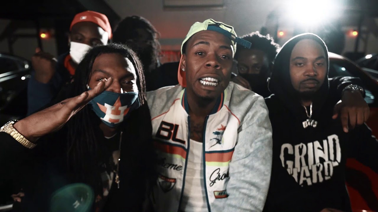 King Critical - Jump (Official Music Video) - YouTube