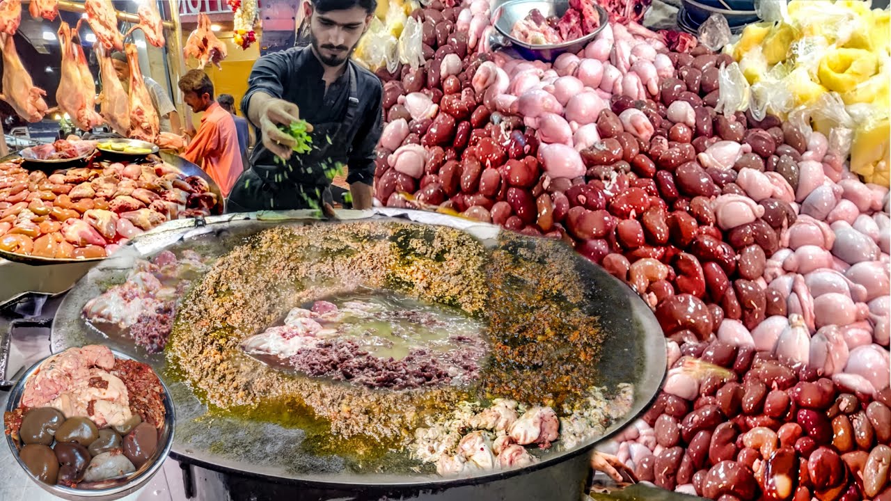 ULTIMATE STREET FOOD - BUTTER GOAT BRAIN & OFFAL STEW KATAKAT KARACHI ...