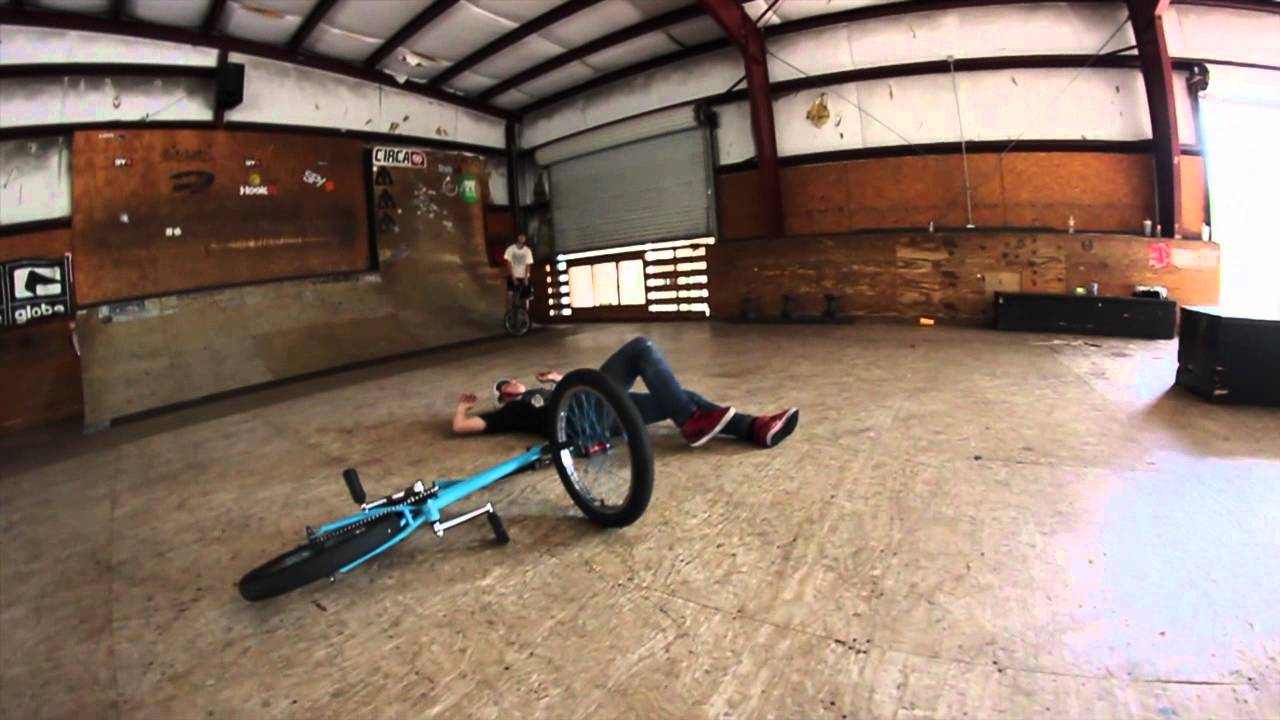BMX CRASHES 2012 - YouTube