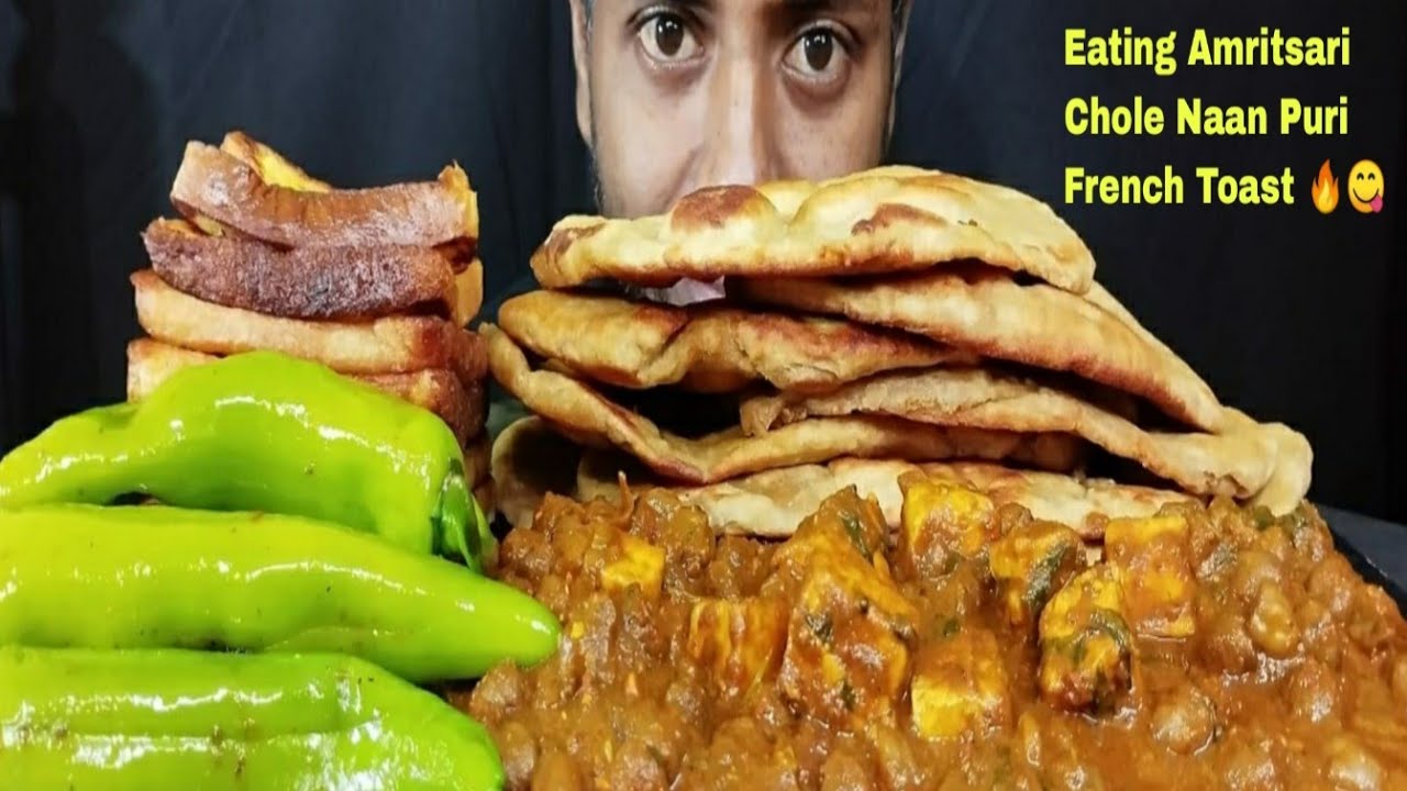 Eating Amritsari Chole Paneer Naan Puri French Toast 🔥😋 - YouTube