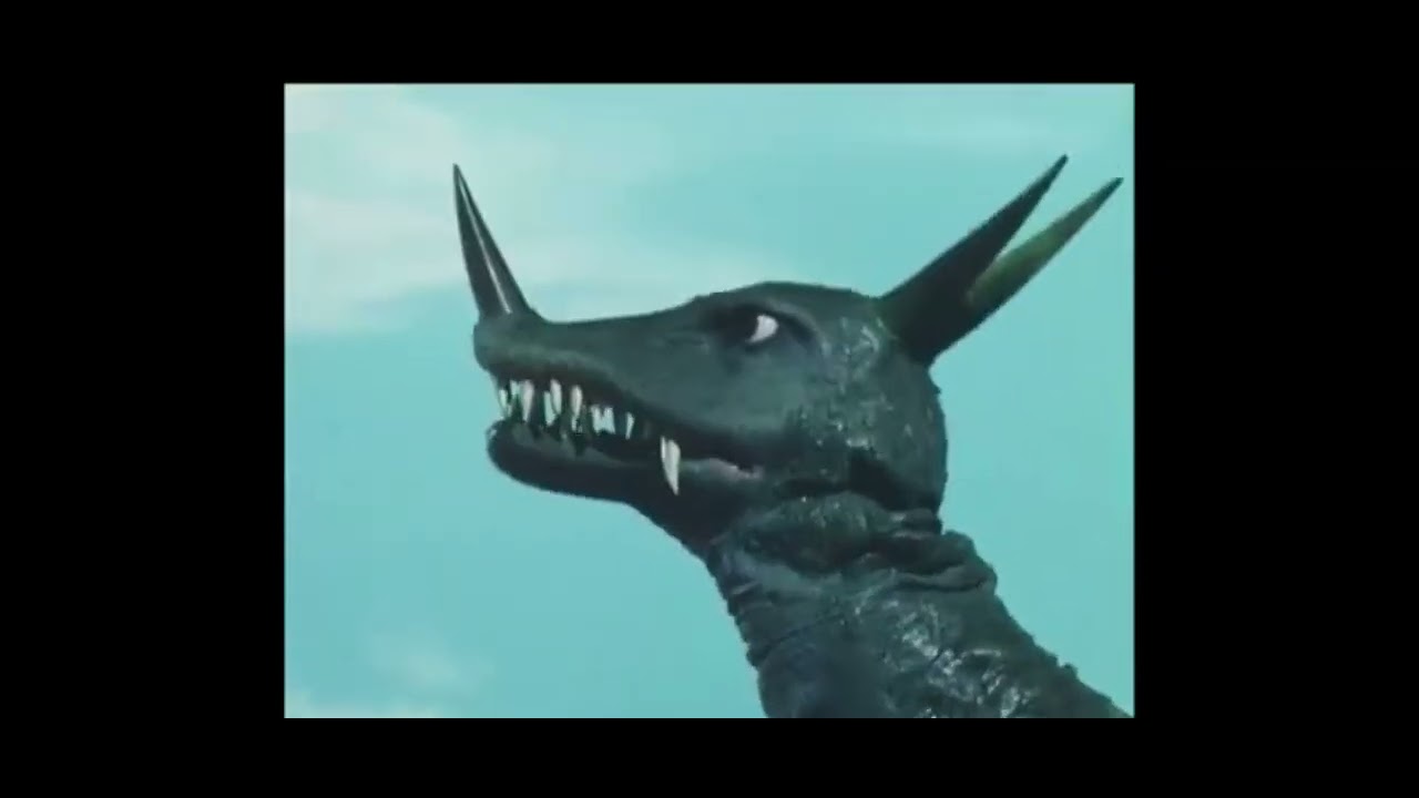 spectreman kontra midoron - YouTube