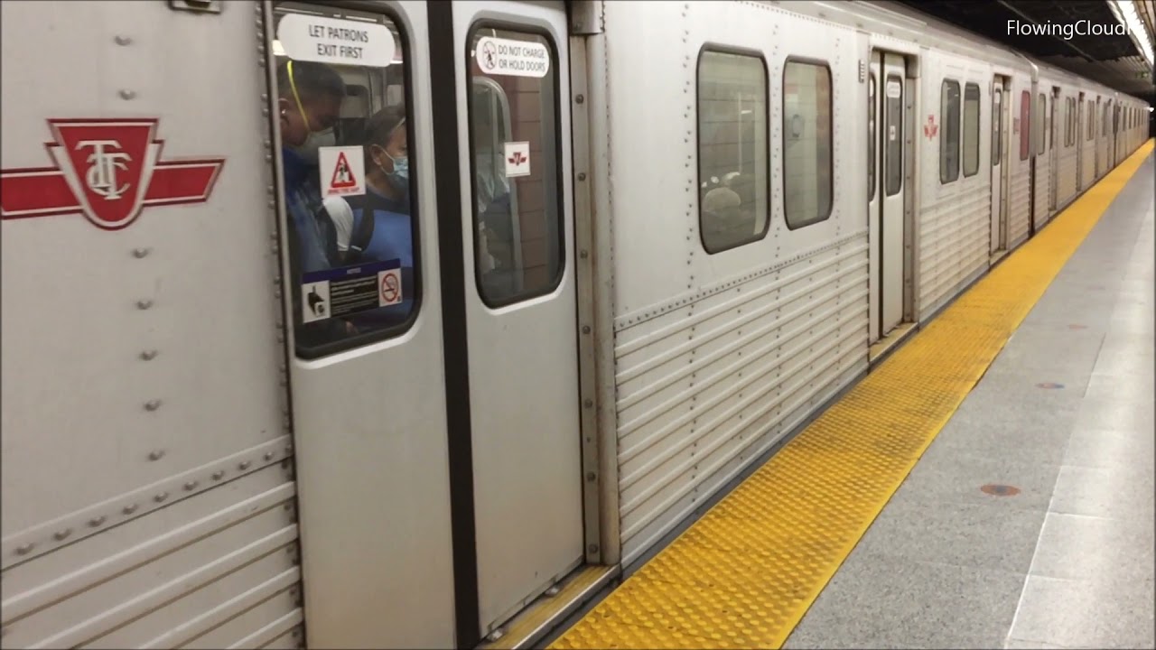 Ride TTC Subway Line 2 :Yonge Station Westhbound TO Kipling Station At ...