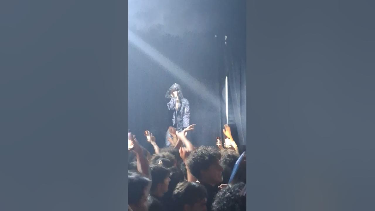 2Hollis opens up for Ken Carson LIVE @ SOMA San Diego A Great Chaos Tour 7/19/24 - YouTube