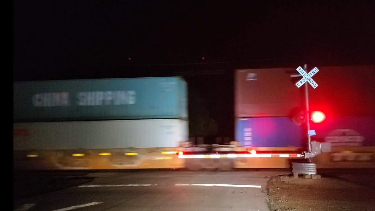 Q-SPMSTL goes through Dozier crossing with nice jointed rail noises ...