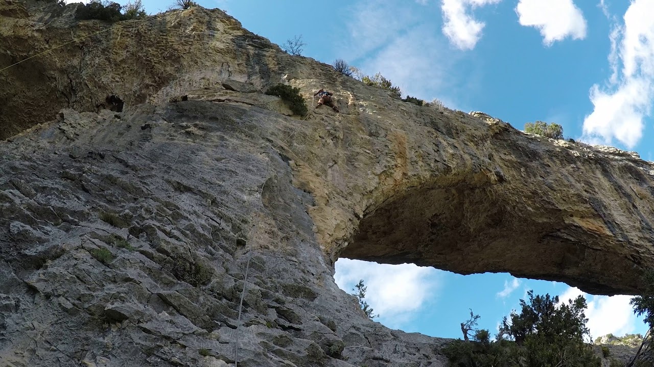 Via do Infante 6a+, Sector El Delfin - Rodellar - YouTube