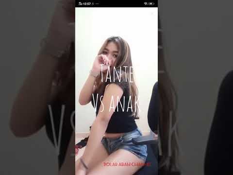 Hebohhh...tante vs anak nya goyang seksi