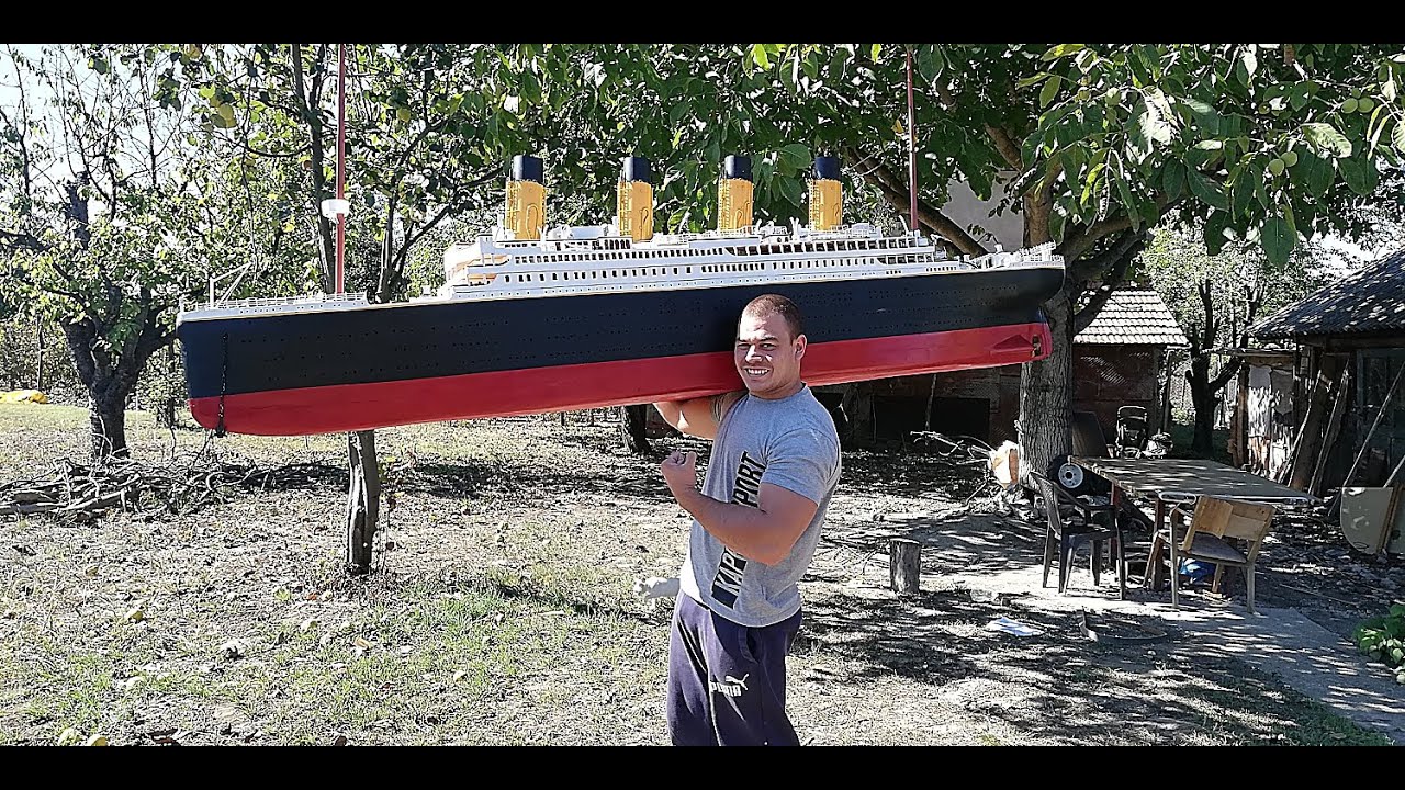 Self made TITANIC model with LIGHTS and SMOKE! - YouTube