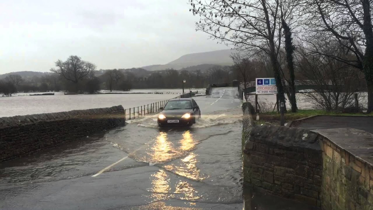 River Ribble Clitheroe Area Floods - YouTube
