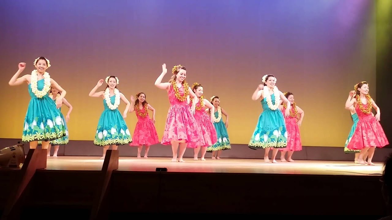 Aloha week hula - YouTube
