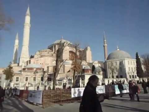 Islamic prayer at Istanbul main plaza