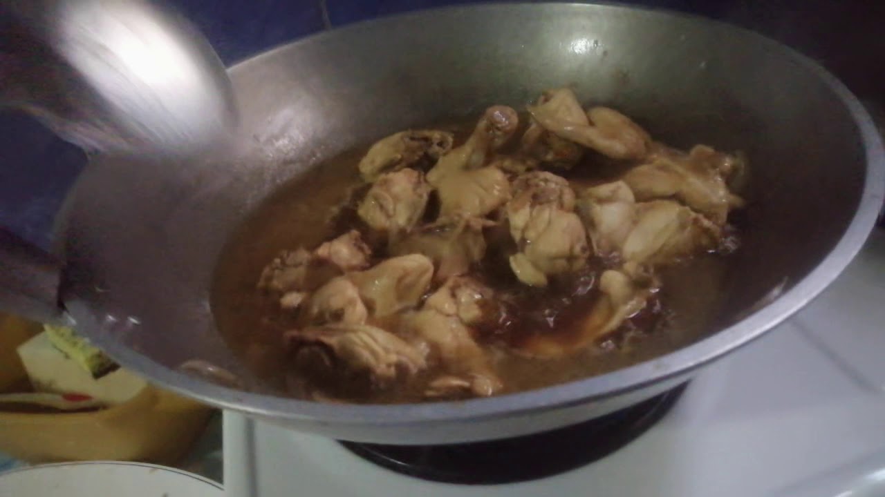Cooking Tutorial Pinatisang Manok! - YouTube