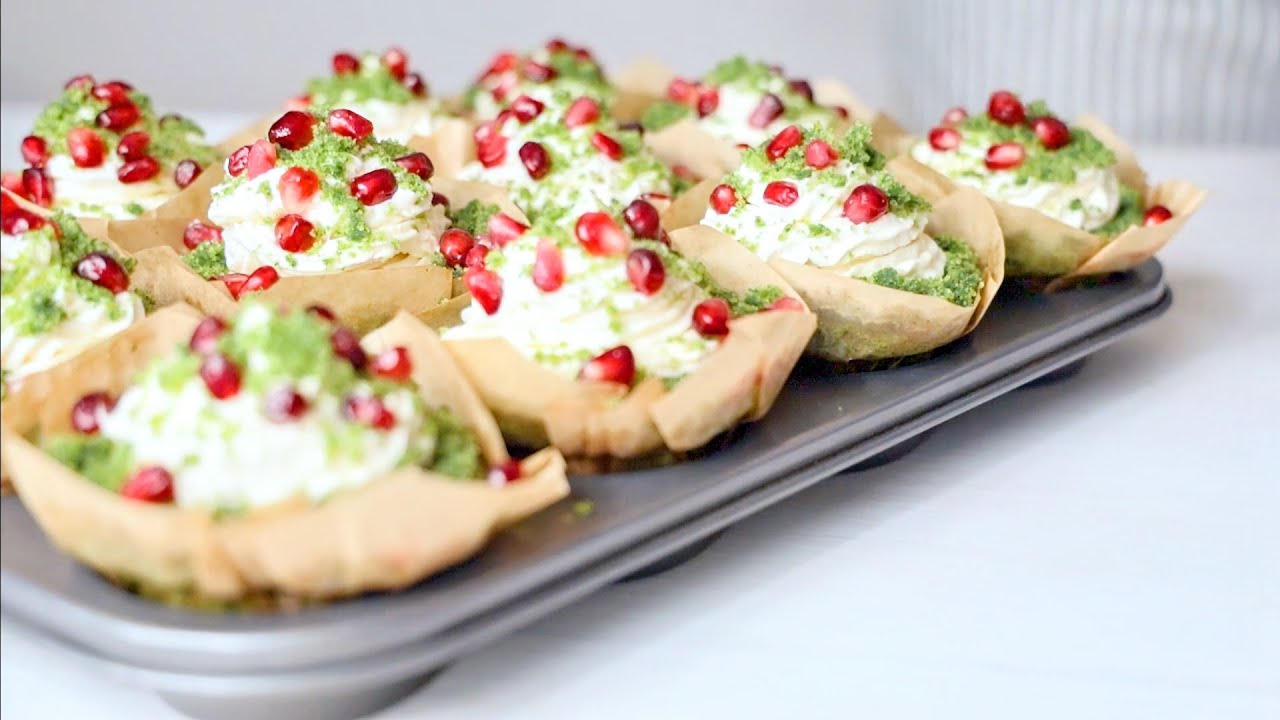 Forest Moss Cupcakes with Lemon Curd | Berry Lagoon Baking - YouTube